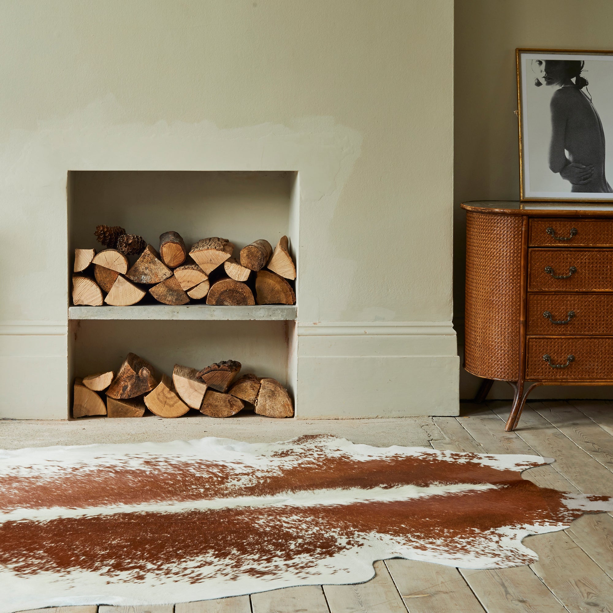 7 Best Cowhide Rug Décor Ideas 2023 – Hyde & Hare